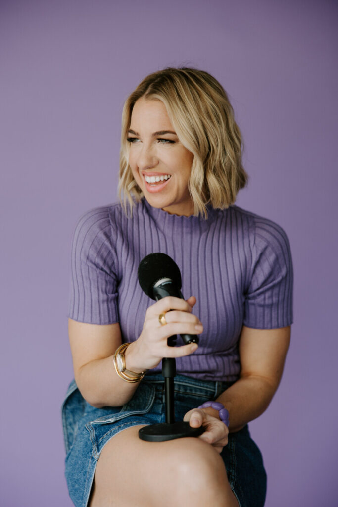 Jenna Kutcher - Photographer, Entrepreneur, and Podcaster helping ...